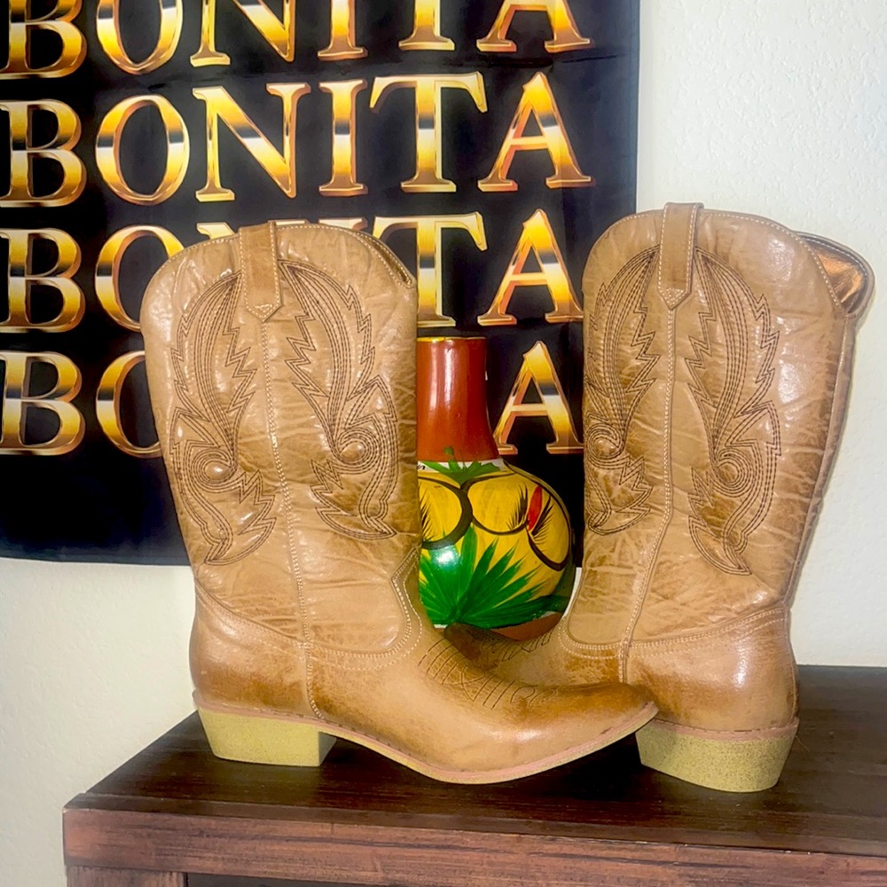 Brand New Coconuts By Matisse Cowboy Boots - Gem